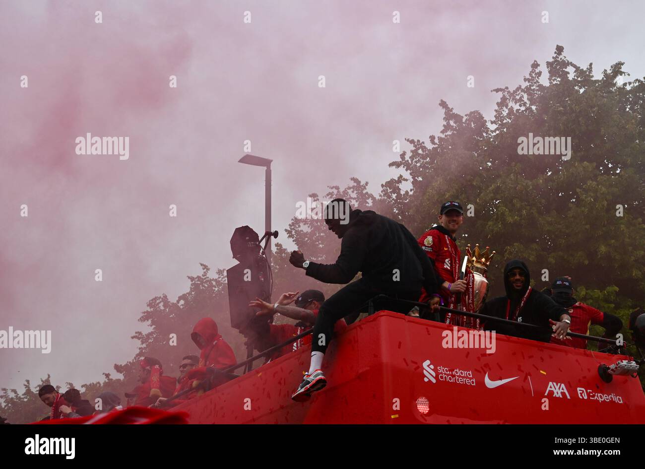 scenes from the liverpool football club victory parade after winning ...
