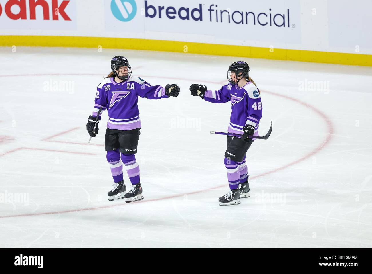 May 26th, 2025: Minnesota Frost forward Kelly Pannek (12) celebrates a ...