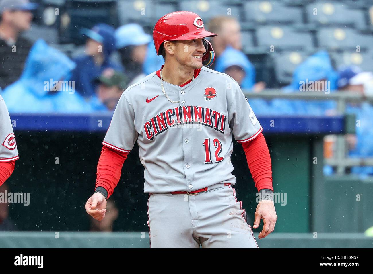 Kansas City, MO, USA. 26th May, 2025. Cincinnati Reds left fielder ...
