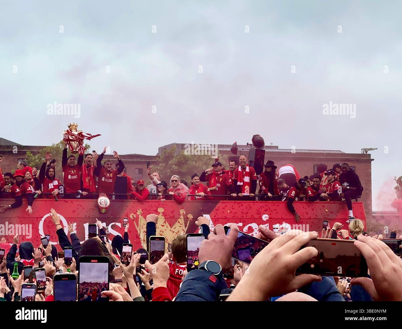 Diogo jota liverpool smartphone stock photos and images - Alamy