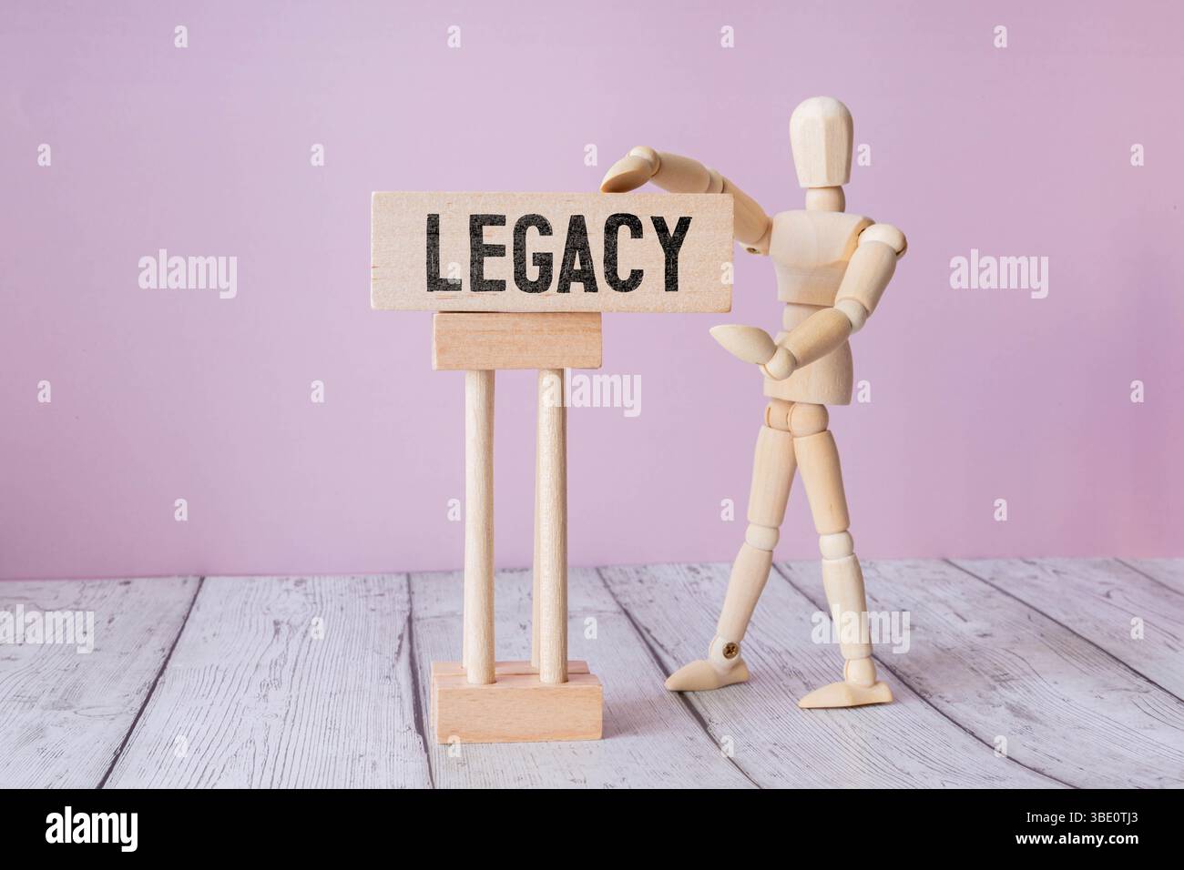 Legacy. Yellow speech bubble with word. Miniature human figures Stock ...