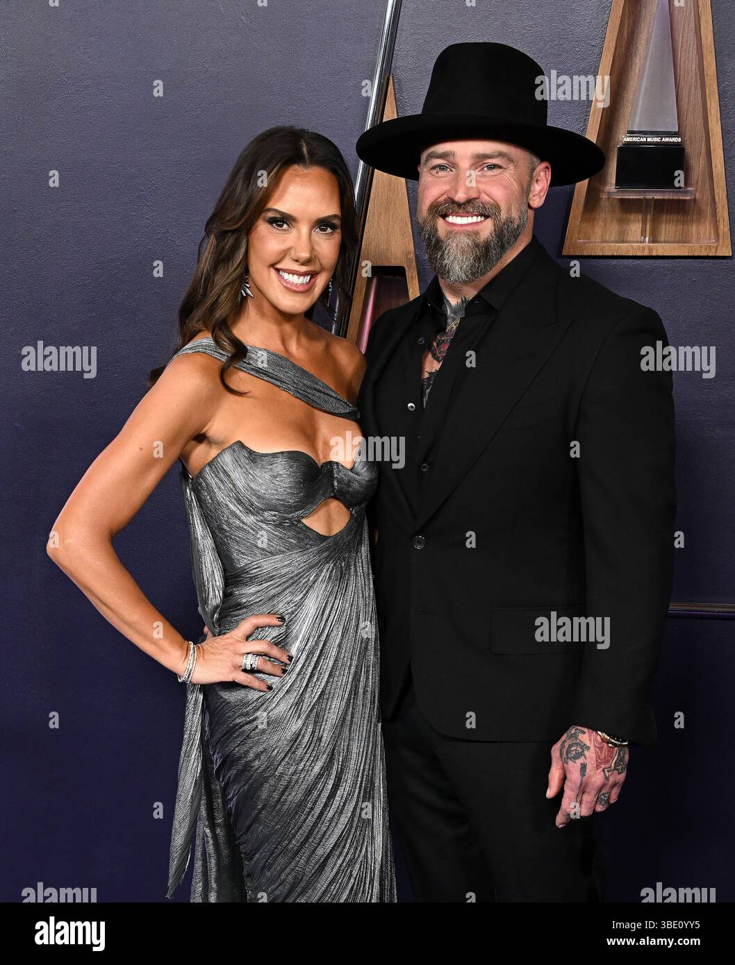 Las Vegas, USA. 26th May, 2025. Kendra Scott and Zac Brown arriving to ...