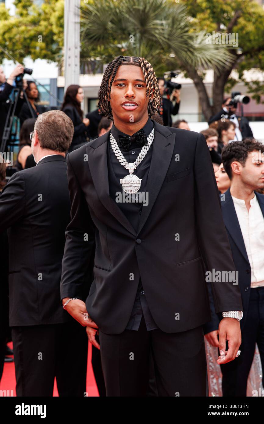 Festival de Cannes - Premiere Highest 2 Lowest Diamant Blaze bei der ...