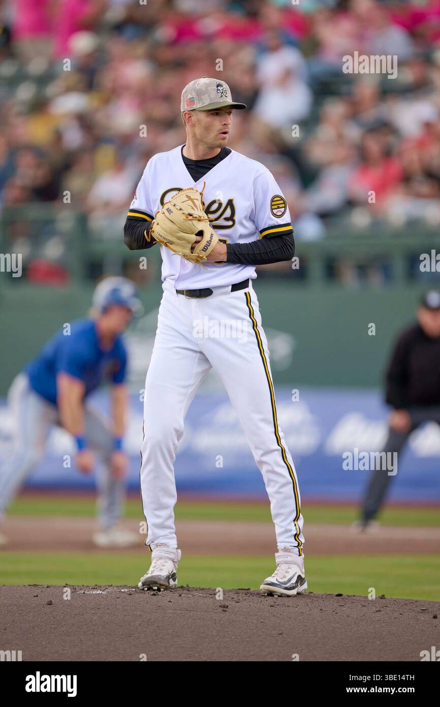 Salt Lake Bees starting pitcher Luke Murphy (33) delivers a pitch to ...