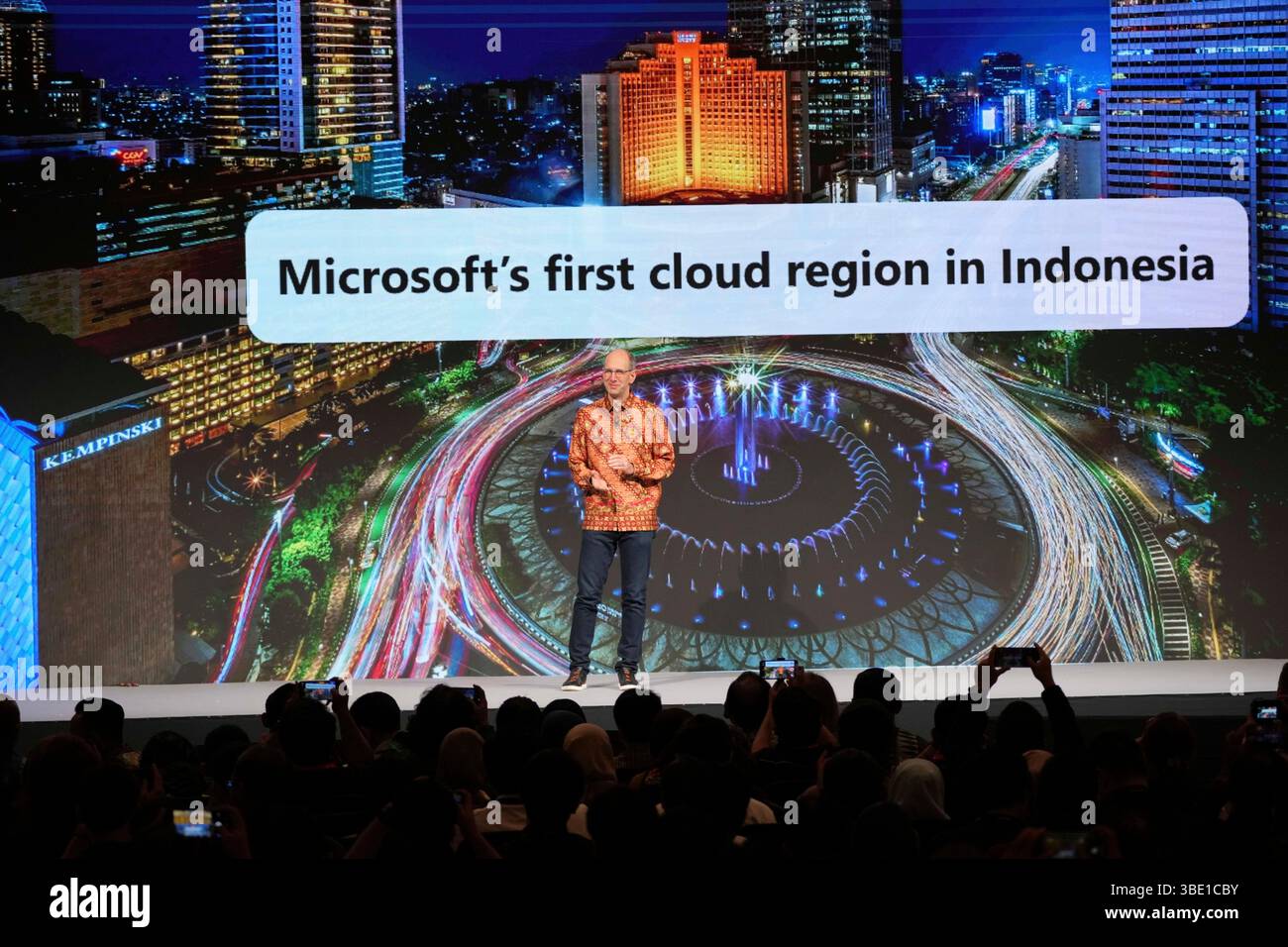 Microsoft Executive Vice President Cloud + AI Group Scott Guthrie ...