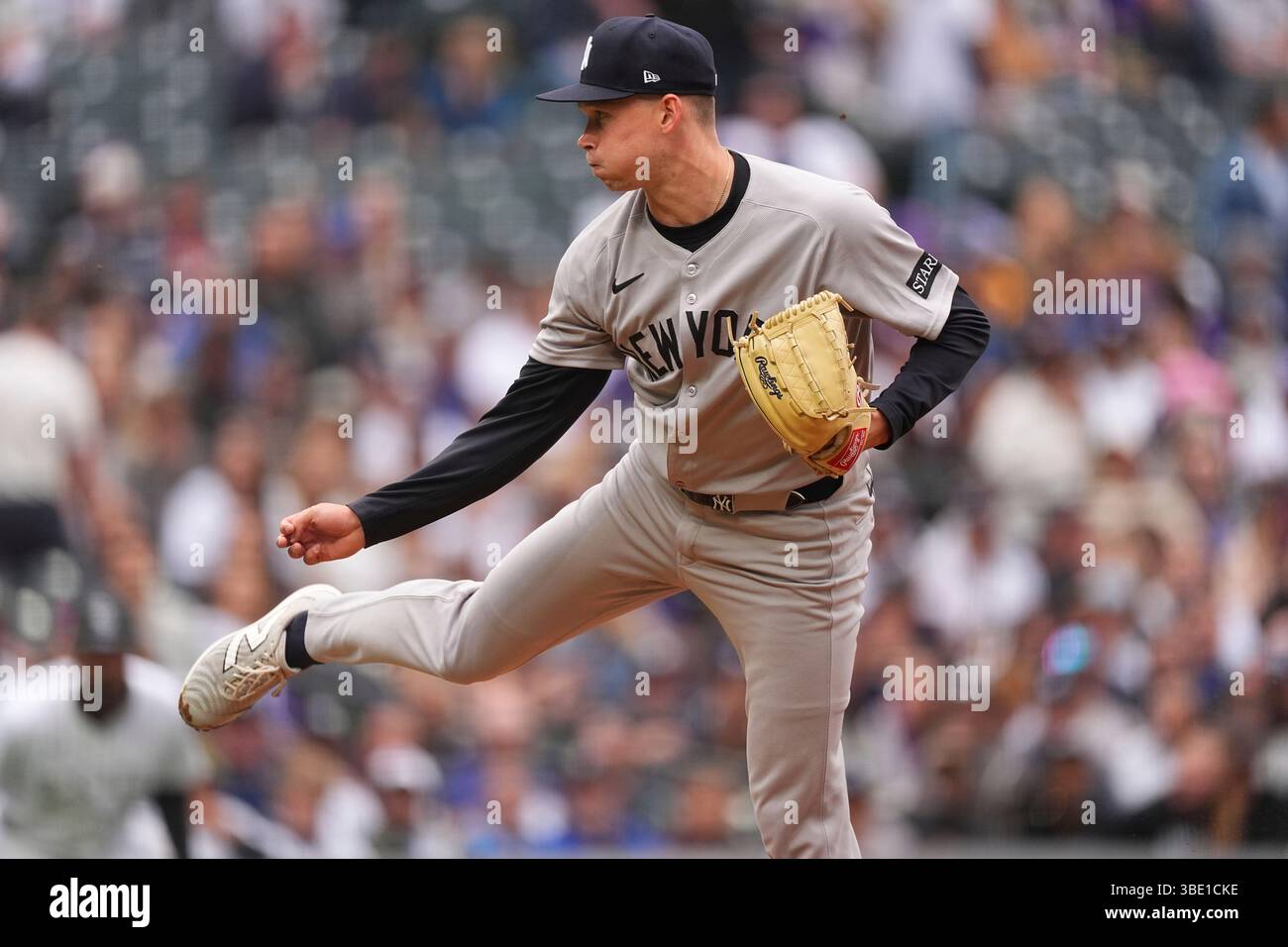 New York Yankees starting pitcher Will Warren (98) in the first inning ...
