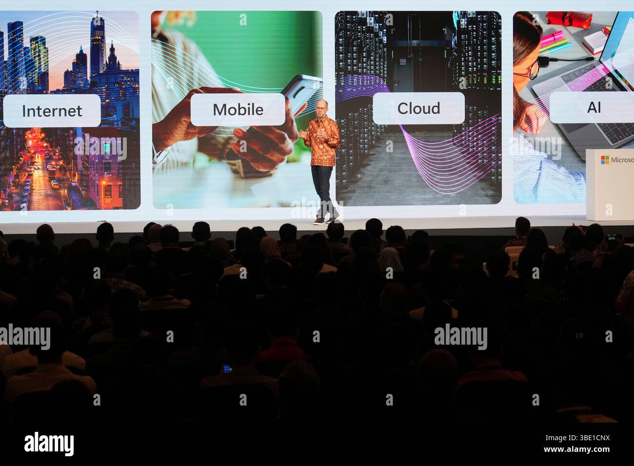 Microsoft Executive Vice President Cloud + AI Group Scott Guthrie ...