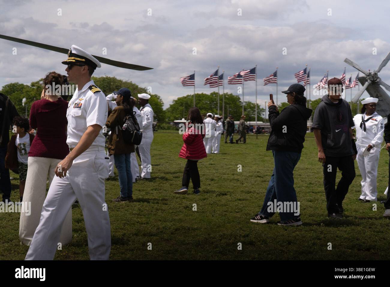 Jersey City, United States. 25th May, 2025. US Navy and civilians enjoy ...