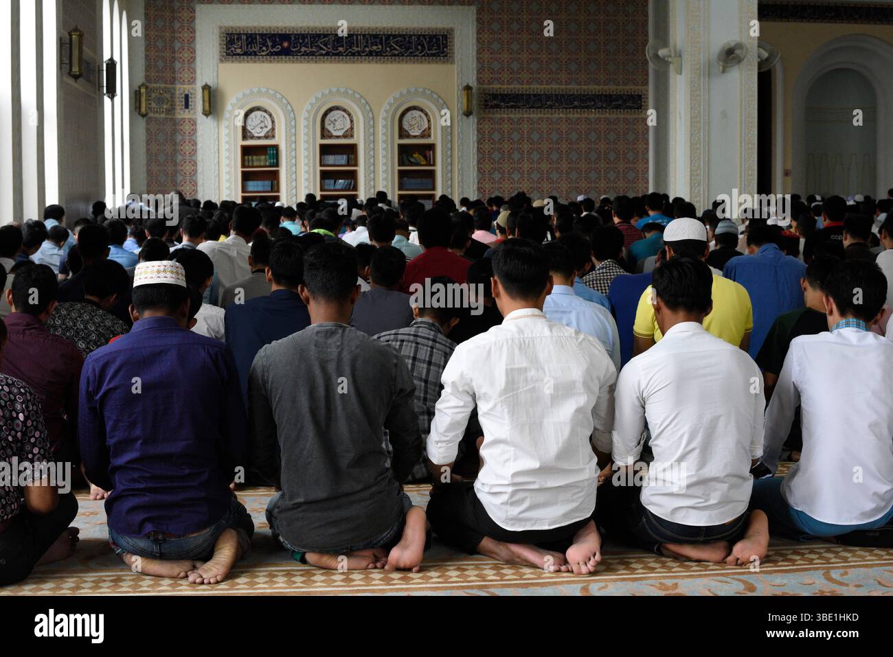 Muslim men praying at Friday prayers,Al-Serkal Mosque,Phnom Penh ...