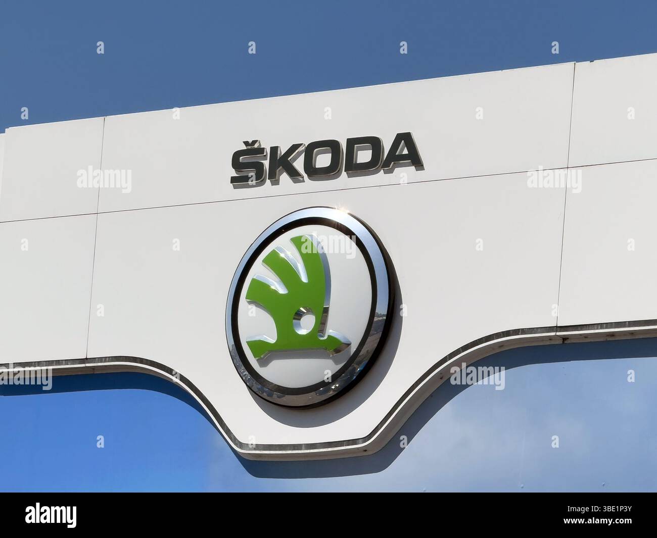 Skoda Logo Skoda Sign, Company, Brand Stock Photo - Alamy