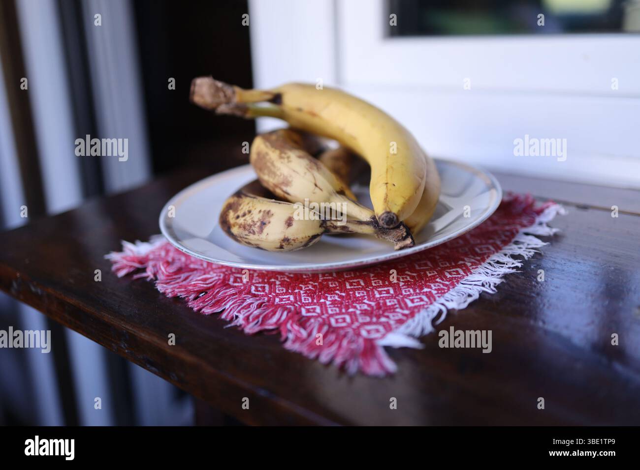 Exotic Close-Up: Ripe, Yellow Bananas Stock Photo - Alamy