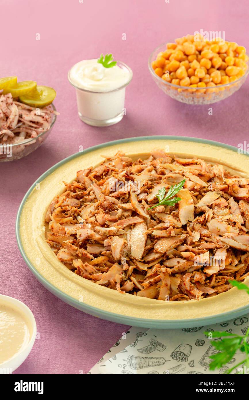 Shawarma Platter with Hummus and Toppings – Traditional Middle Eastern ...