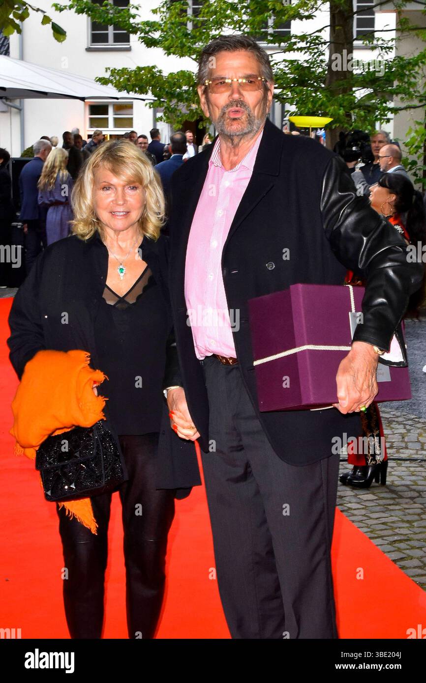 Günther Guenter Klum mit Frau Erna Klum Eltern von Heidi Klum zu Gast ...