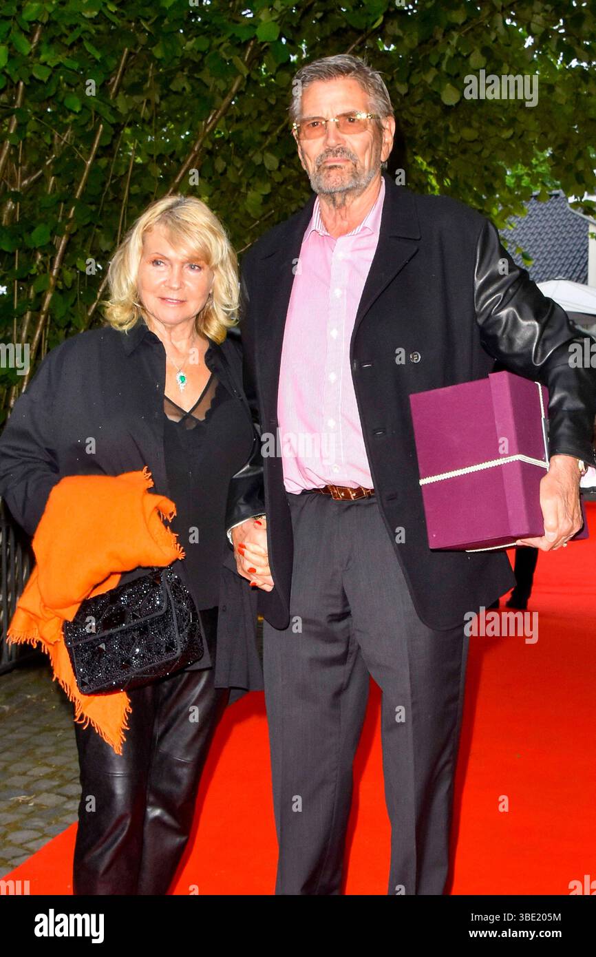 Günther Guenter Klum mit Frau Erna Klum Eltern von Heidi Klum zu Gast ...