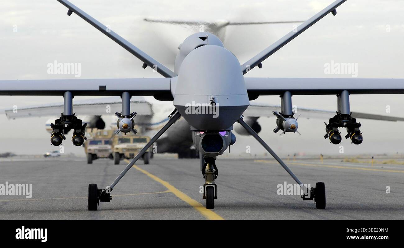 MQ-9 REAPER drone in 2007. Photo: Staff Sgt. Brian Ferguson/U.S. Air Force Stock Photo - Alamy