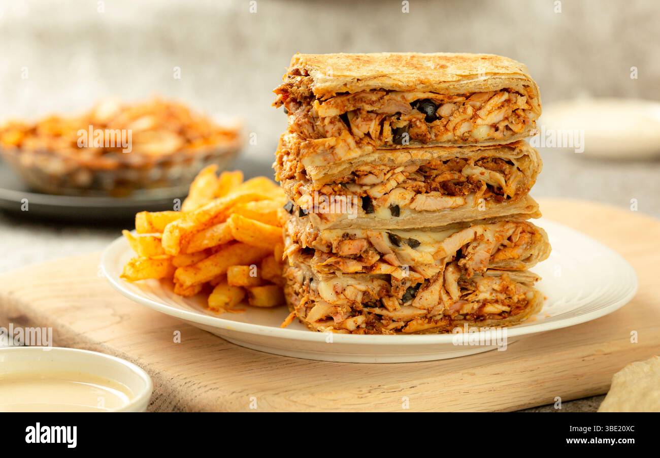 Grilled Chicken Shawarma Wraps – Authentic Arabic Flatbread Sandwiches ...