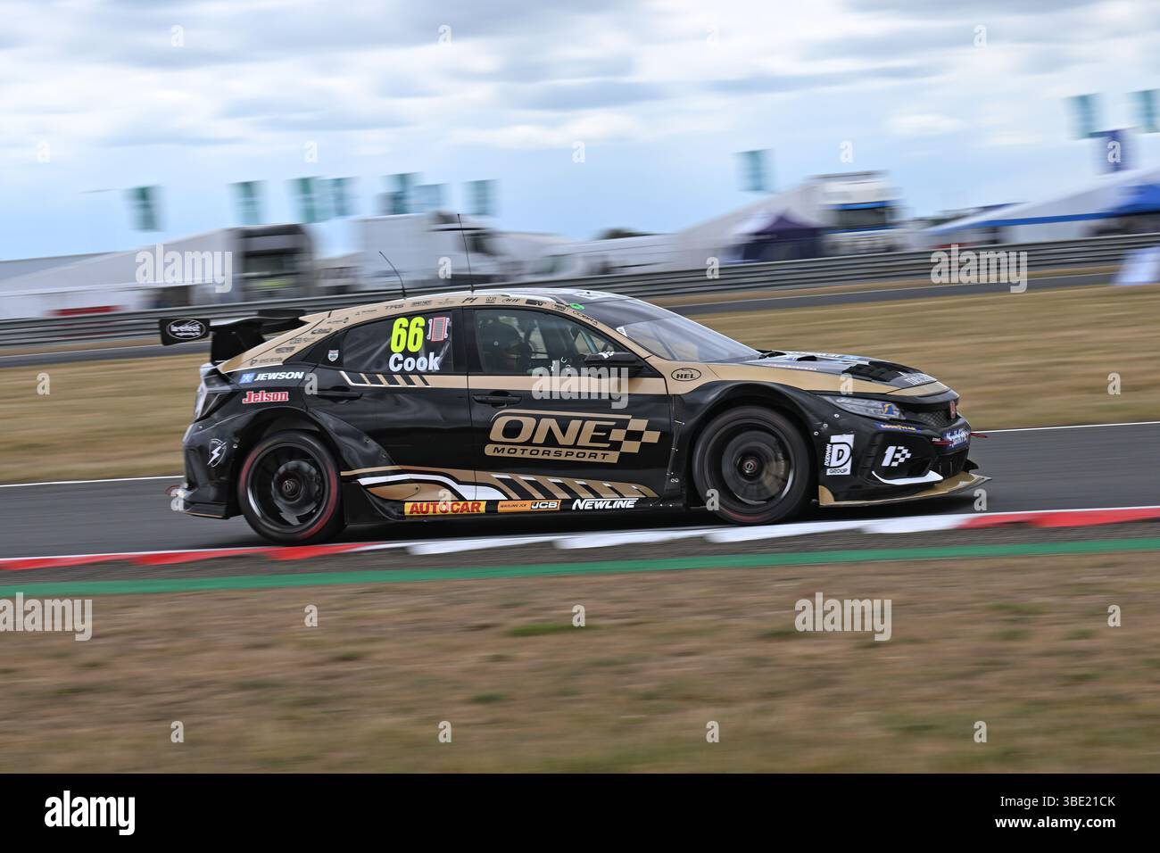 Josh Cook, Honda Civic Type R, One Motorsport, 2025 Kwik Fit BTCC ...