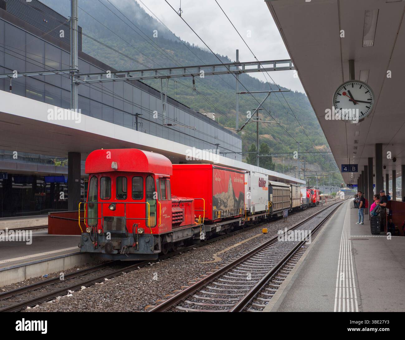 Zermatt train station hi-res stock photography and images - Alamy