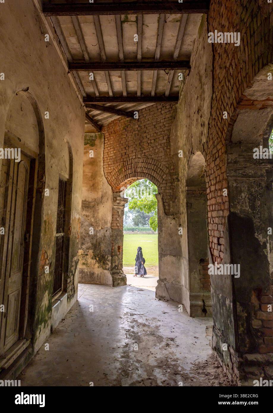 Old heritage house at Pakutia Zamindar Bari, Dhaka Division, Nagarpur, Bangladesh Stock Photo ...