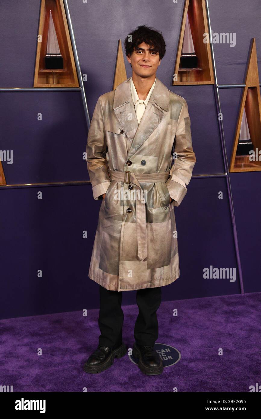 Ben Almeida at arrivals for 2025 American Music Awards, Fontainebleau ...