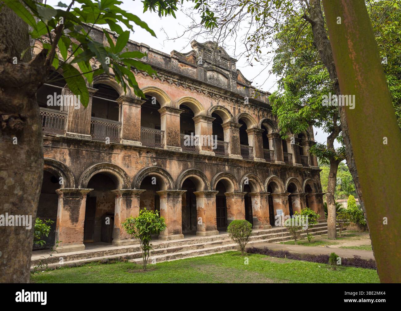 Baliati palace, Dhaka Division, Saturia, Bangladesh Stock Photo - Alamy