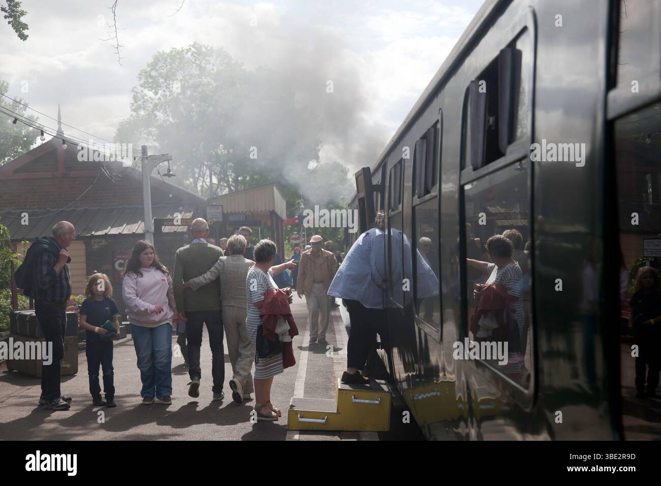 Passengers boarding the Steam Train on the platform of Tenterden Town ...