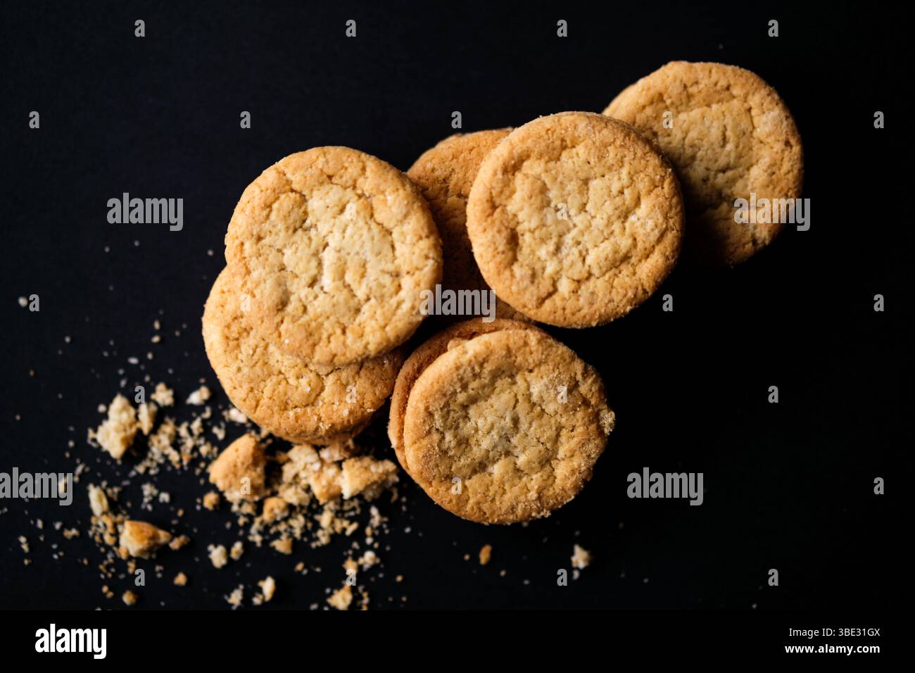 London UK, May 27 2025, Group of Crunchy Foxs Golden Crunch Cream ...