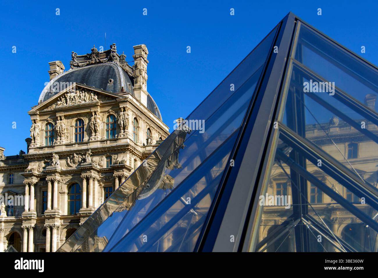 France, Paris, UNESCO World Heritage Site, the Pyramid of the Louvre by ...