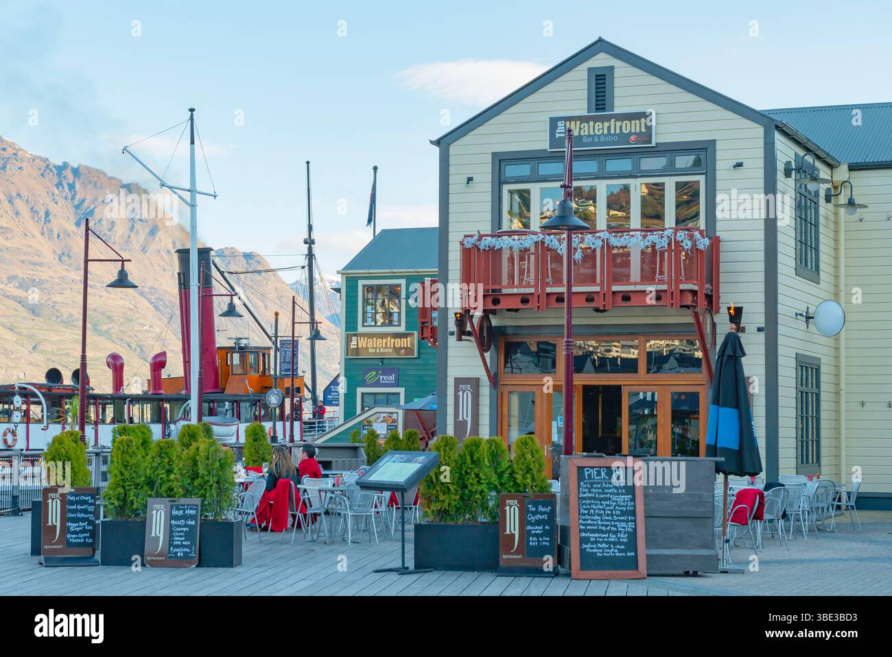 New Zealand, South Island, Otago region, view of Queenstown old town ...