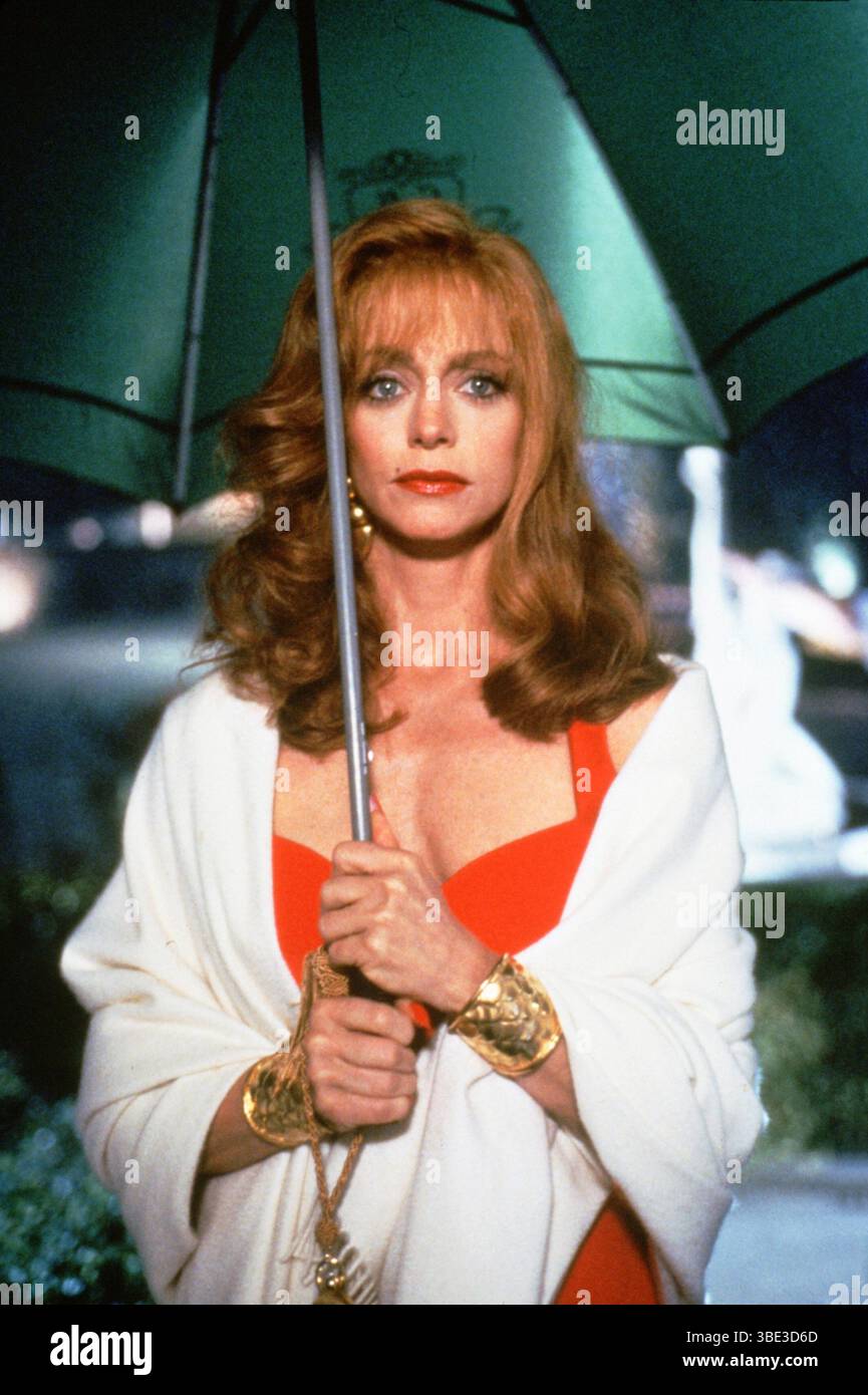Death becomes Her Year : 1992 USA Director : Robert Zemeckis Goldie ...