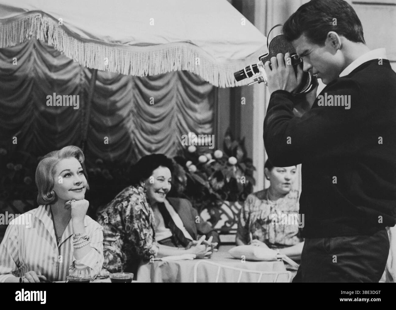 The Roman Spring Of Mrs. Stone Year : 1961 USA Director : Jose Quintero ...