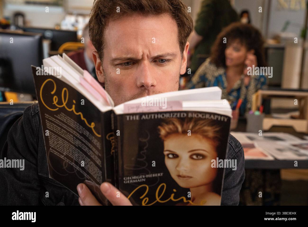 Love Again Year : 2023 USA Directed by Jim Strouse Sam Heughan Stock ...