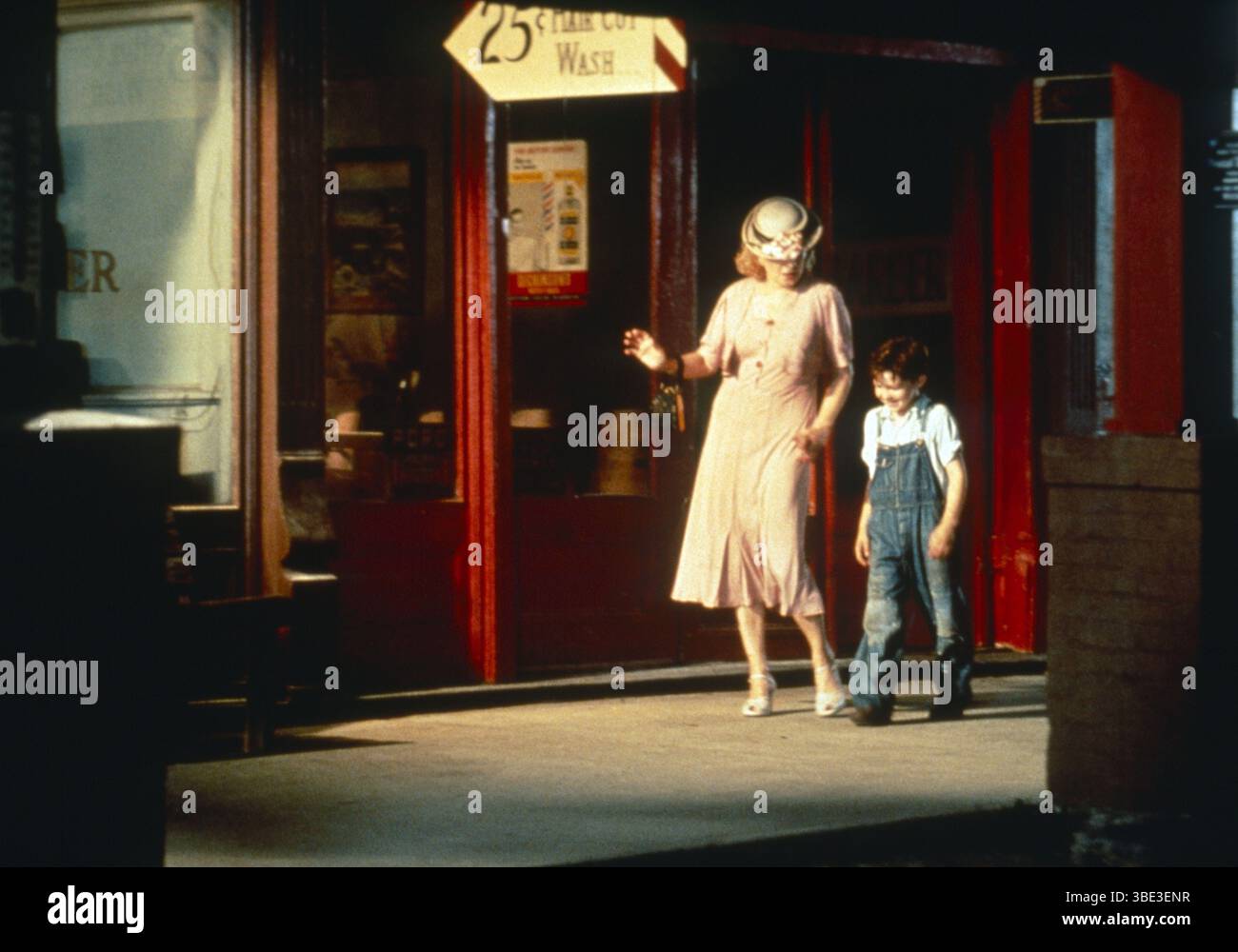 The Neon Bible Year : 1995 UK / Spain Directed by Terence Davies Gena ...