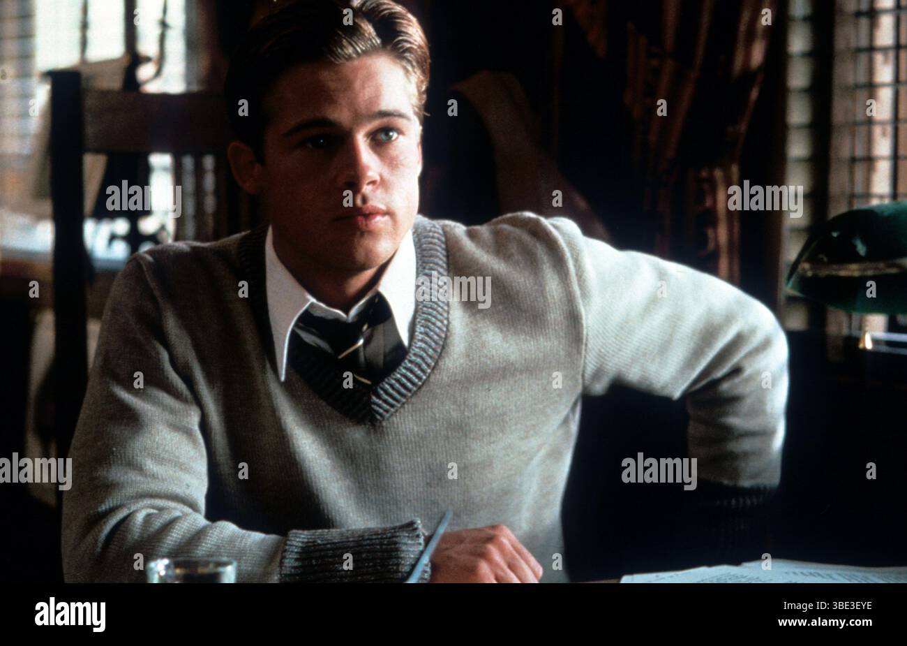 A River Runs Through It Year : 1992 USA Directed by Robert Redford Brad ...