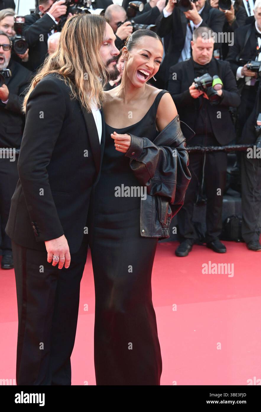 Zoe Saldana (in Saint Laurent) with husband Marco Perego 'Mission ...