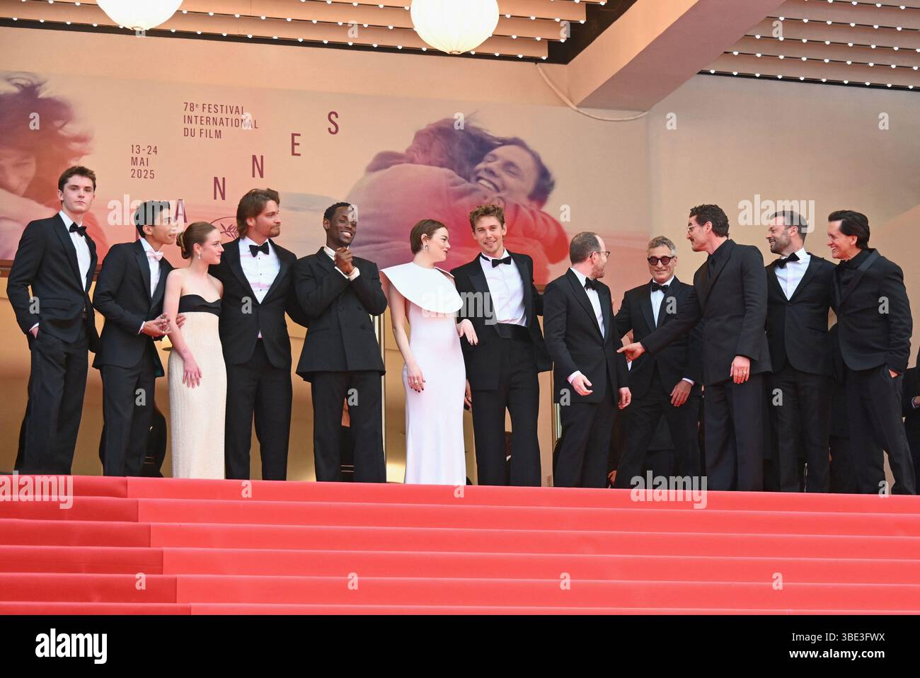 Cast and crew of the film: Cameron Mann, Matt Gomez Hidaka, Amelie Hoeferle, Luke Grimes ...