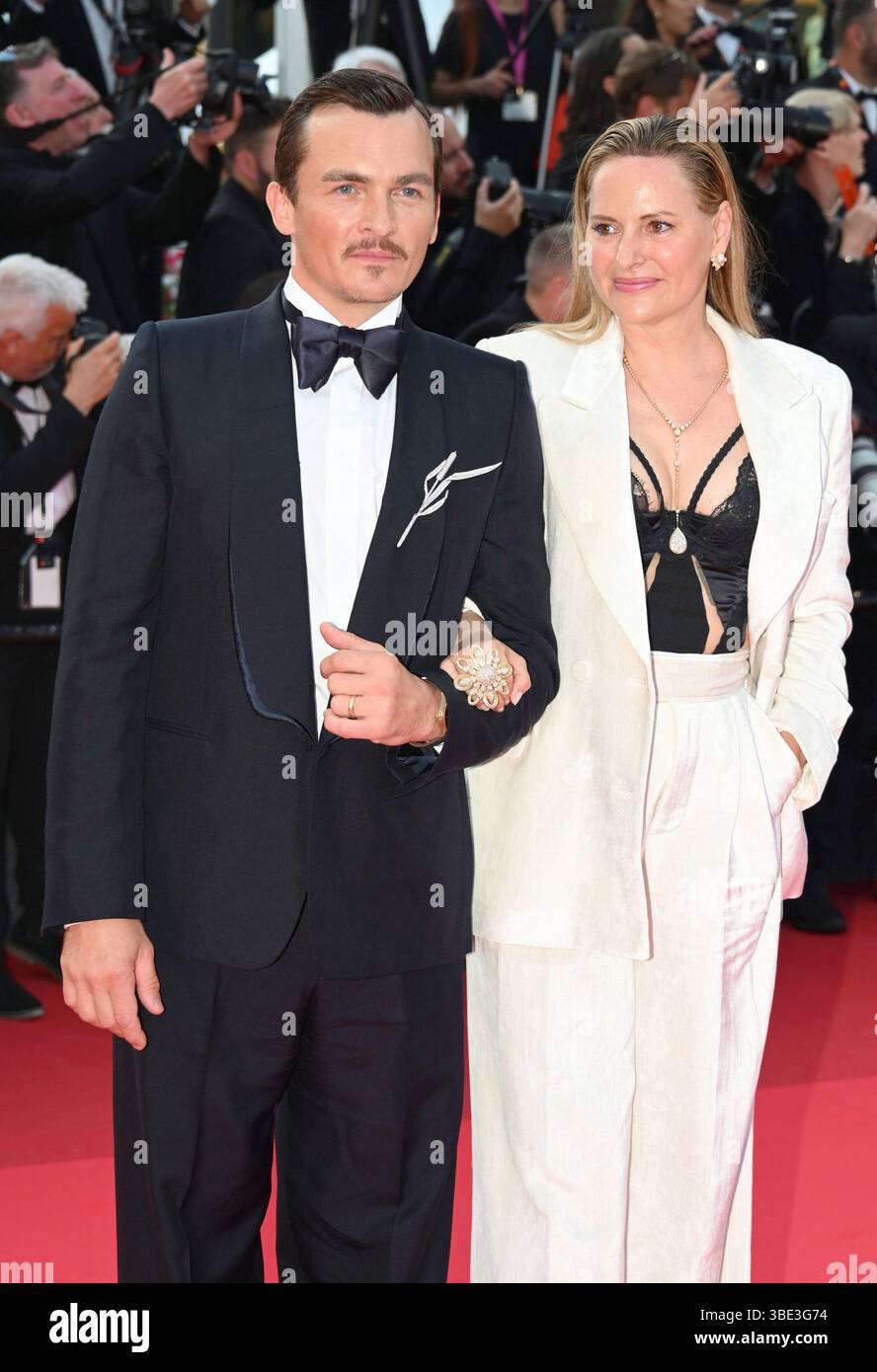 Rupert Friend and his wife Aimee Mullins 'The Phoenician Scheme' Cannes ...