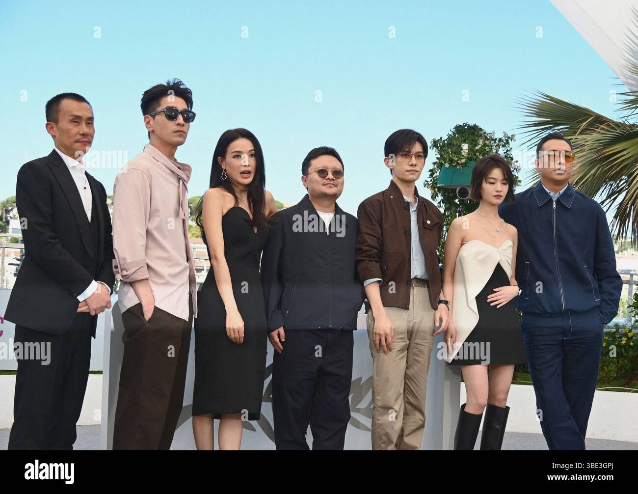 Cast and crew of the film : Yongzhong Chen, Mark Chao, Shu Qi, Gan Bi, Jackson Yee, Gengxi Li ...