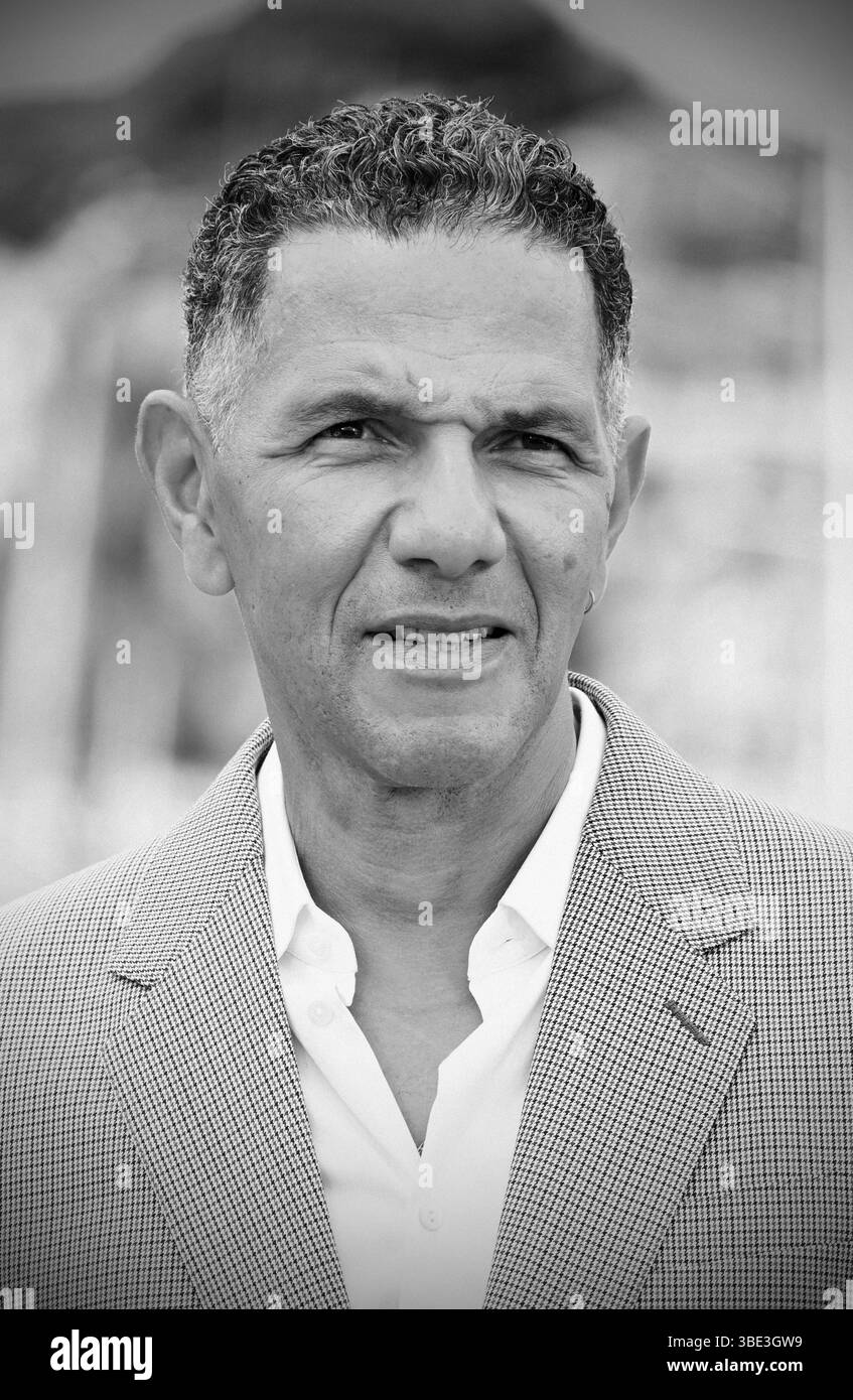 Roschdy Zem Photocall of the film 'Moi qui t'aimais' 78th Cannes Film ...