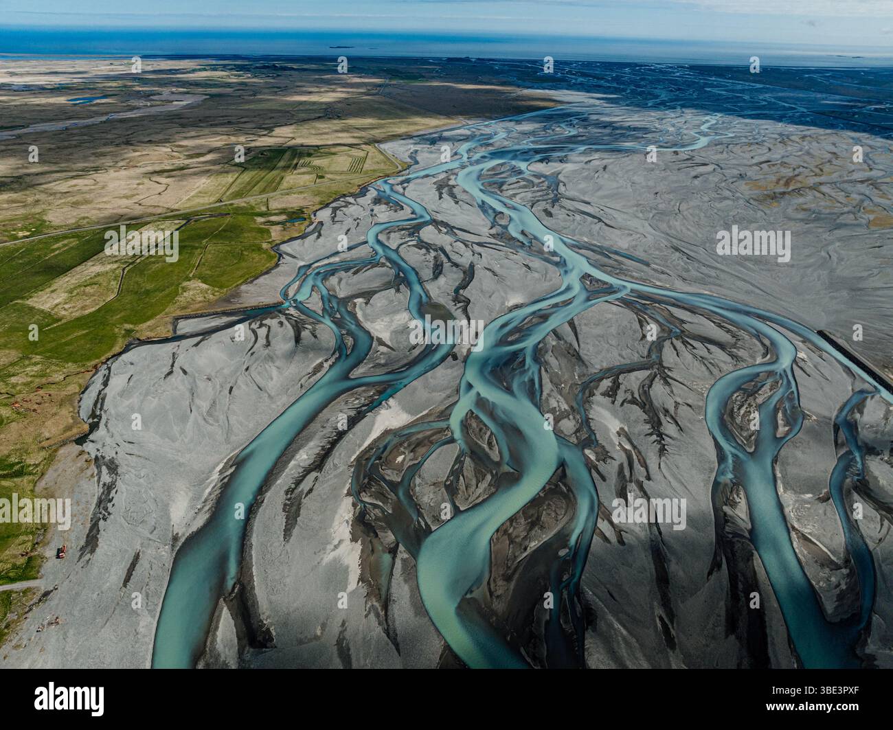 Braided glacial rivers wind hi-res stock photography and images - Alamy