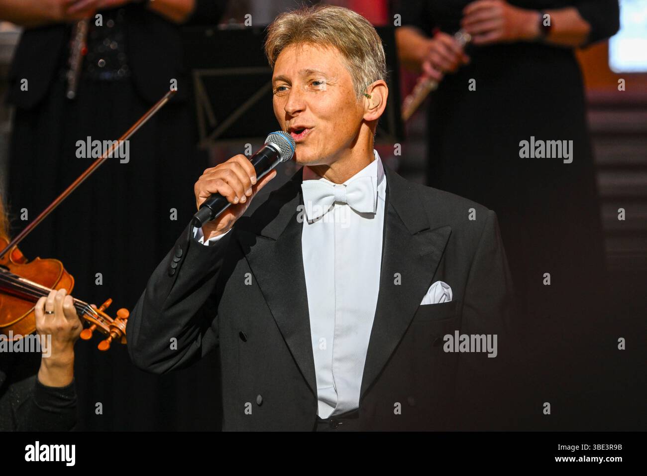 Antwerpen, 27/05/2025 : Helmut Lotti announces 30th anniversary 'Helmut ...