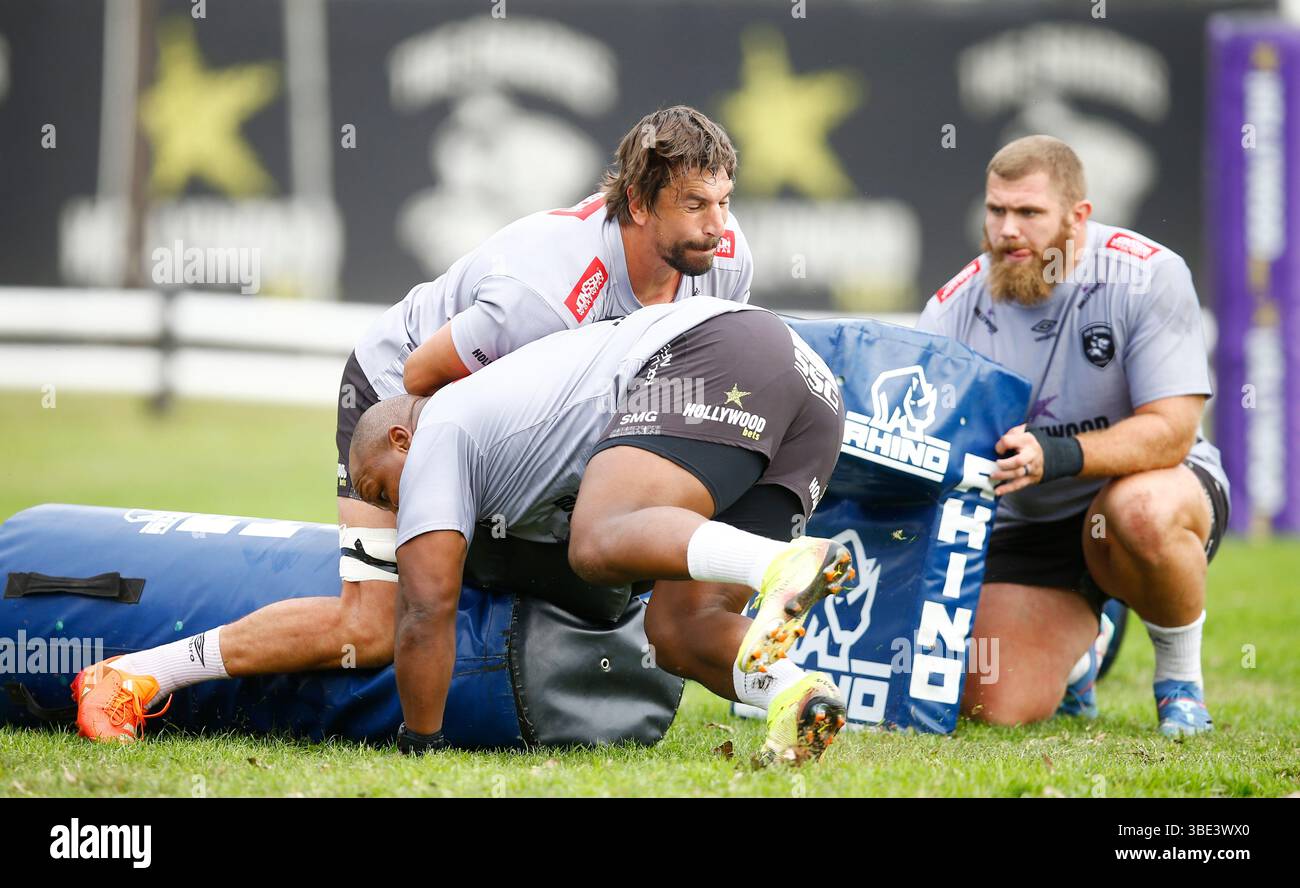 DURBAN, SOUTH AFRICA - MAY 27: Eben Etzebeth of the Hollywoodbets ...