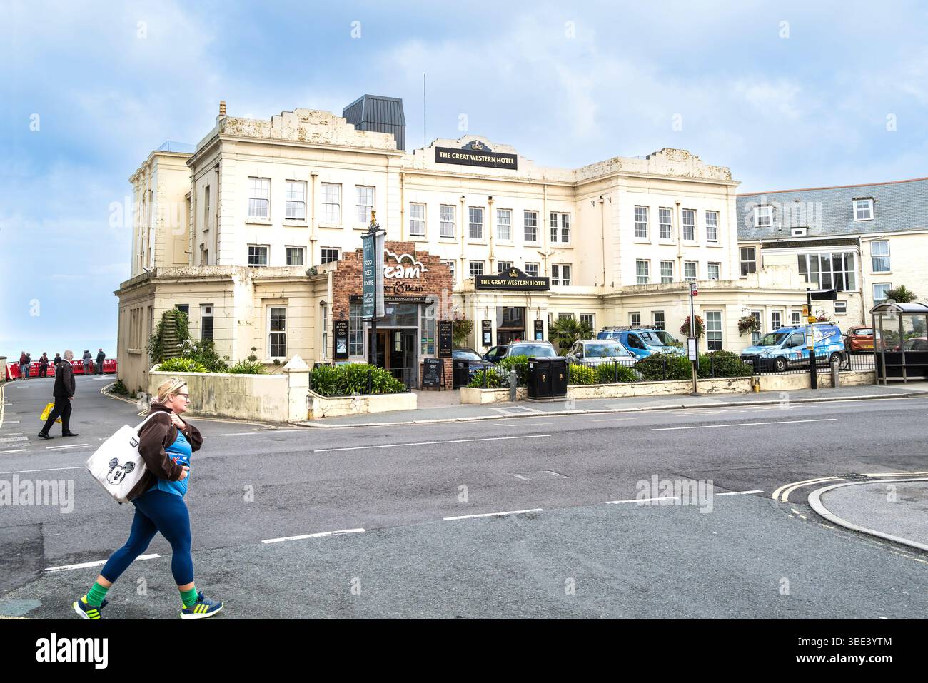 The Steam Bar in The Great Western Hotel in Newquay Town centre in ...