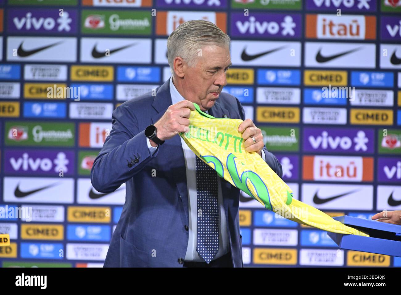 Ancelotti seleção hi-res stock photography and images - Alamy