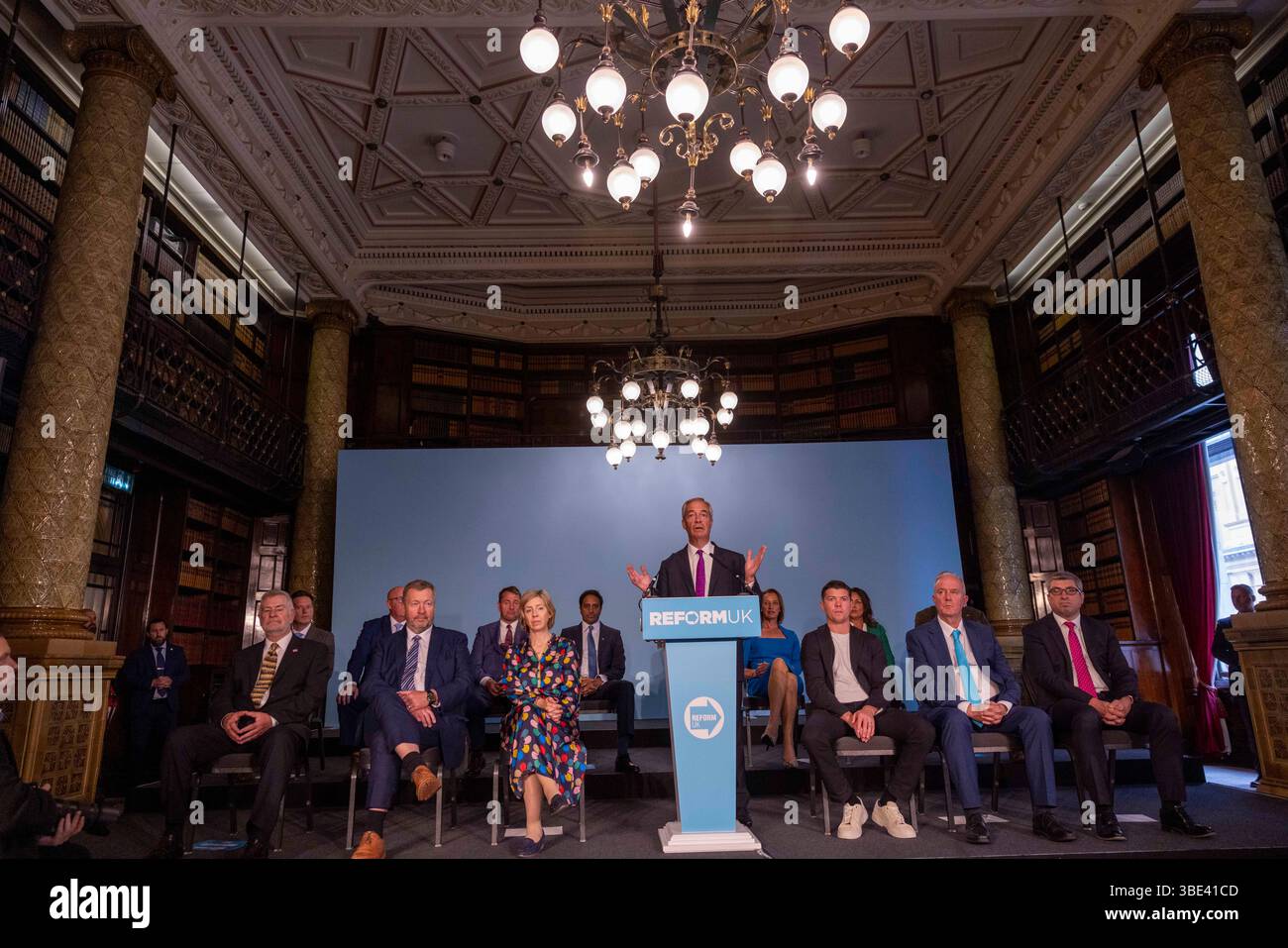 London, UK. 27th May, 2025. Reform leader, Nigel Farage, gives a speech ...