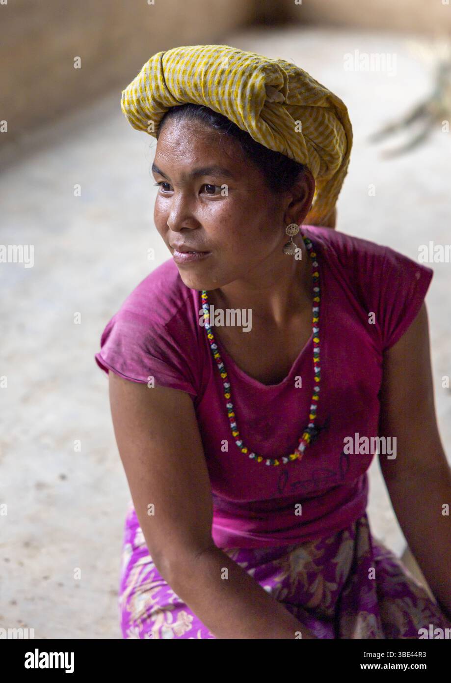 Murong ethnic group young woman, Chittagong Division, Bandarban ...