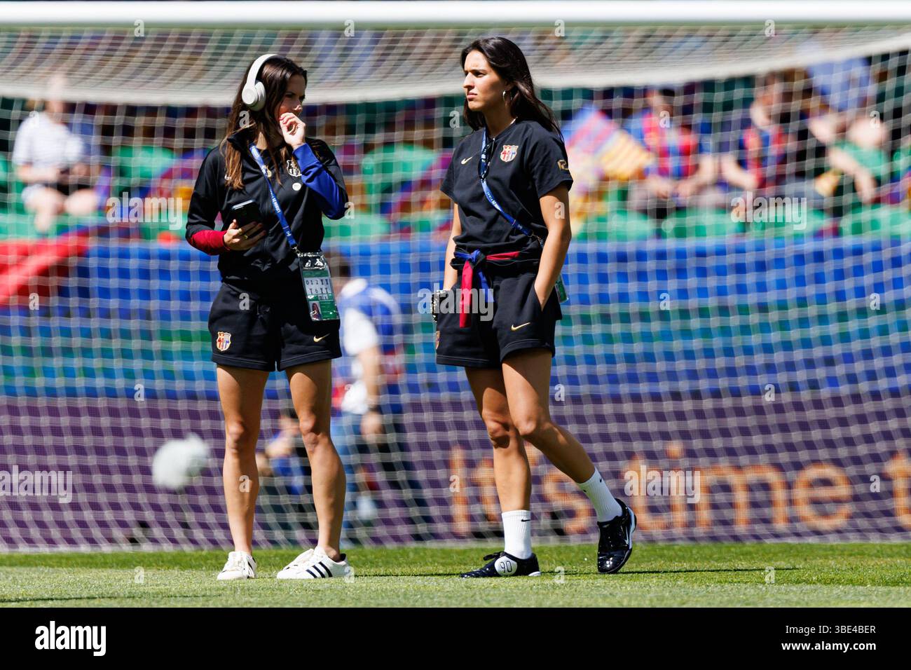 Aitana Bonmati and Kika Nazareth seen during UEFA Womens Champions ...
