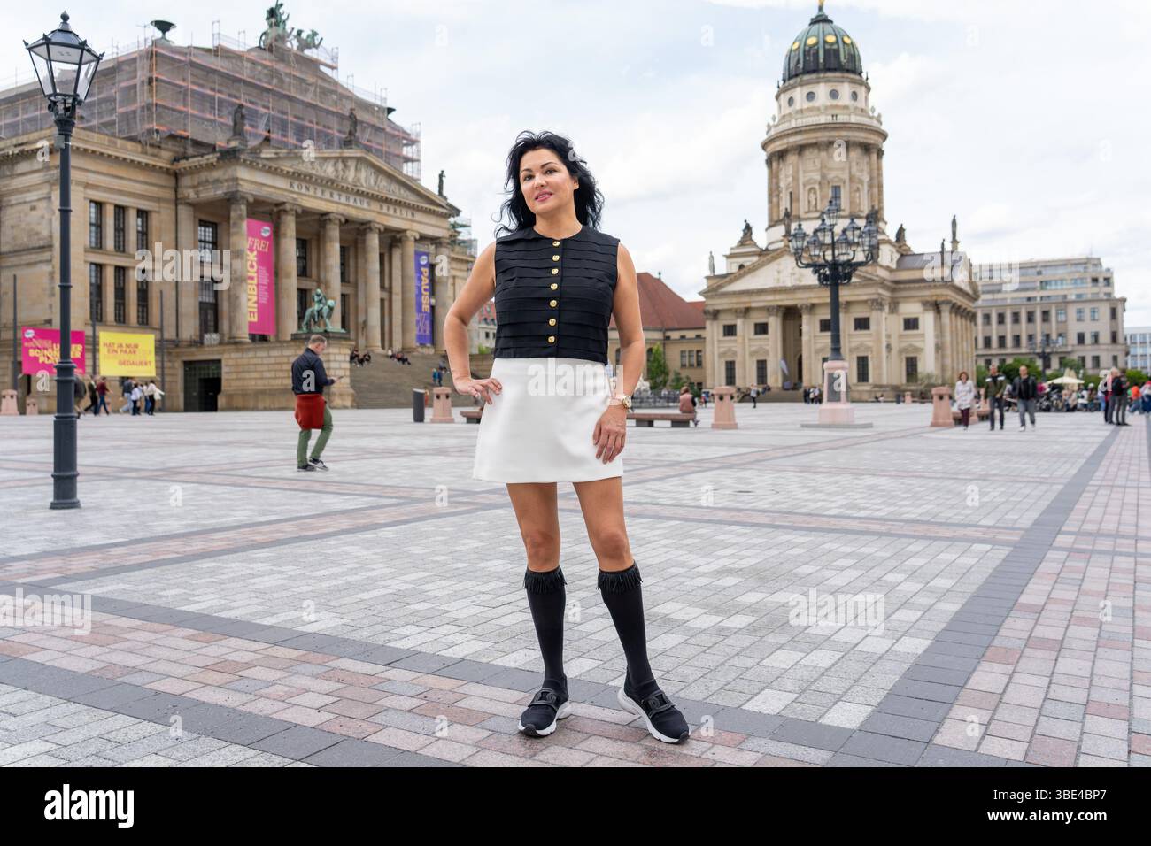 Berlin, Germany. 27th May, 2025. Soprano Anna Netrebko stands in front ...