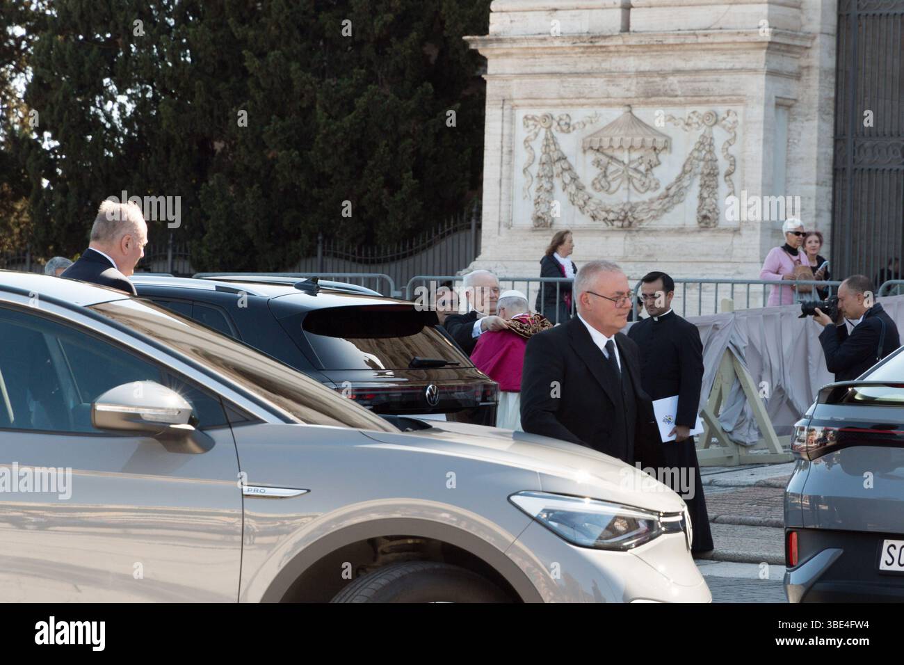 **NO LIBRI** Italy, Rome, 2025/5/25. Pope Leo XIV takes possession of ...