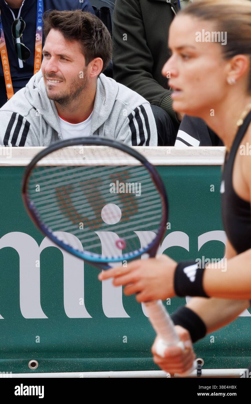 Paris, France. 27th May, 2025. Maria Sakkari's Belgian coach Julien Cagnina pictured during the ...